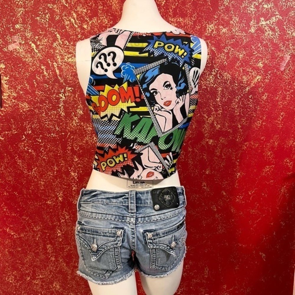 Blush Vintage Comic Strip Kapow Pow Boom Crop Top Tan… - Gem